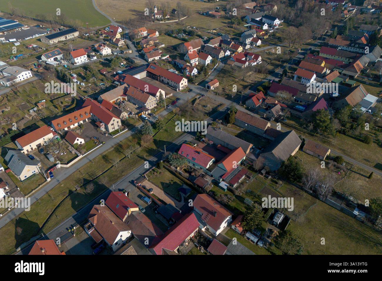 Luftaufnahme Peritz Peritz ist ein Ortsteil der sächsischen Gemeinde ...