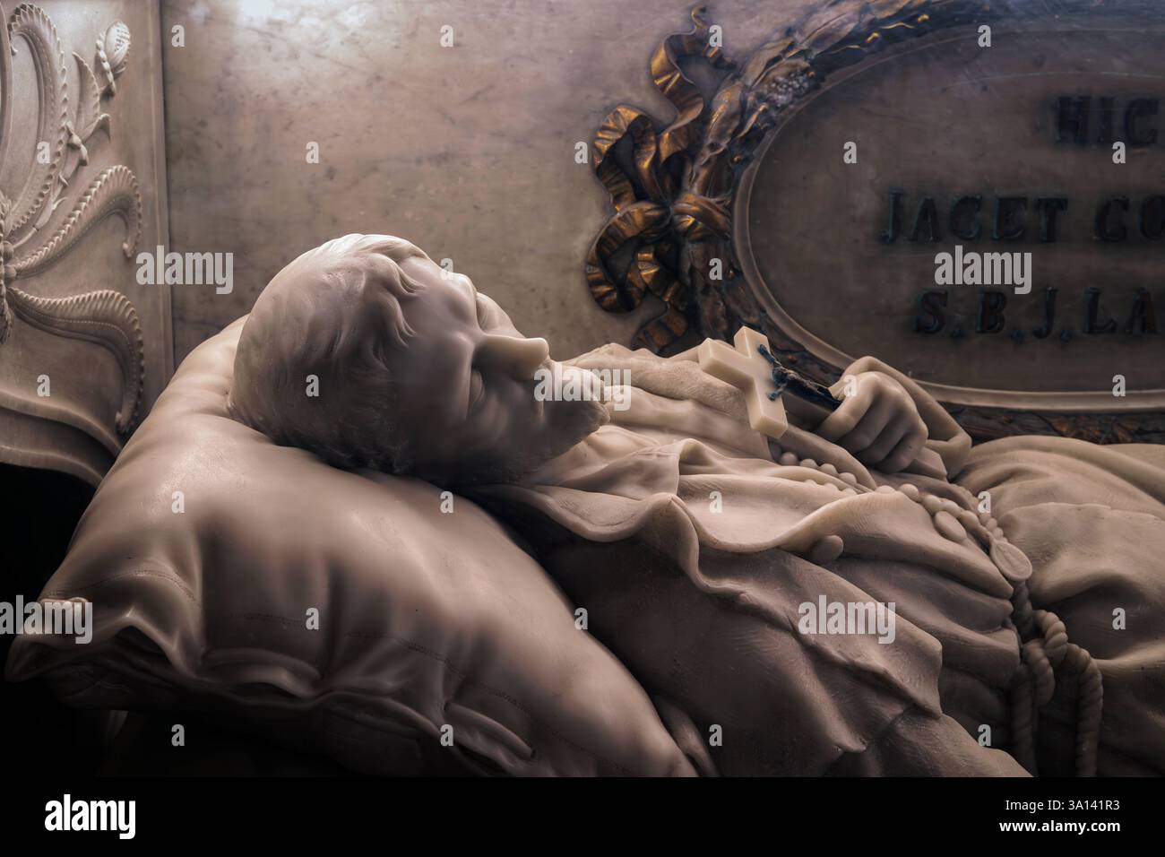 Funeral monument of San Benedetto Giuseppe Labre Rome, Italy ...