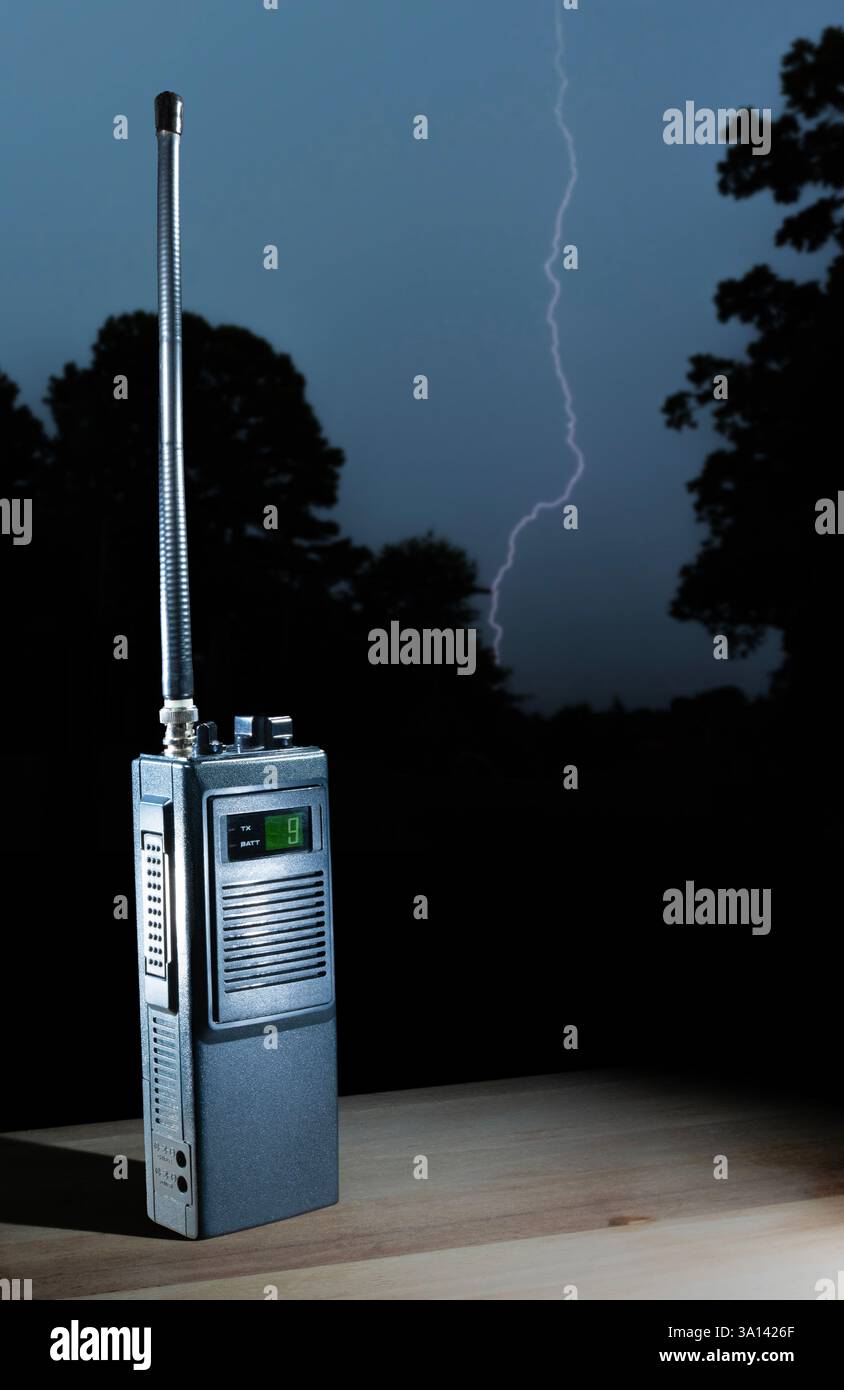 Handheld two way walkie talkie radio for CB frequencies on channel nine ...