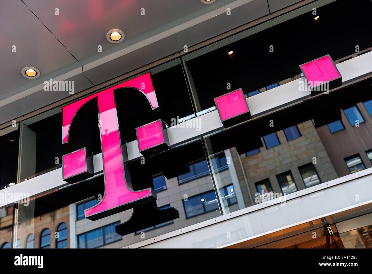 Nuremberg, Germany. 06th Mar, 2025. The logo of the mobile phone ...