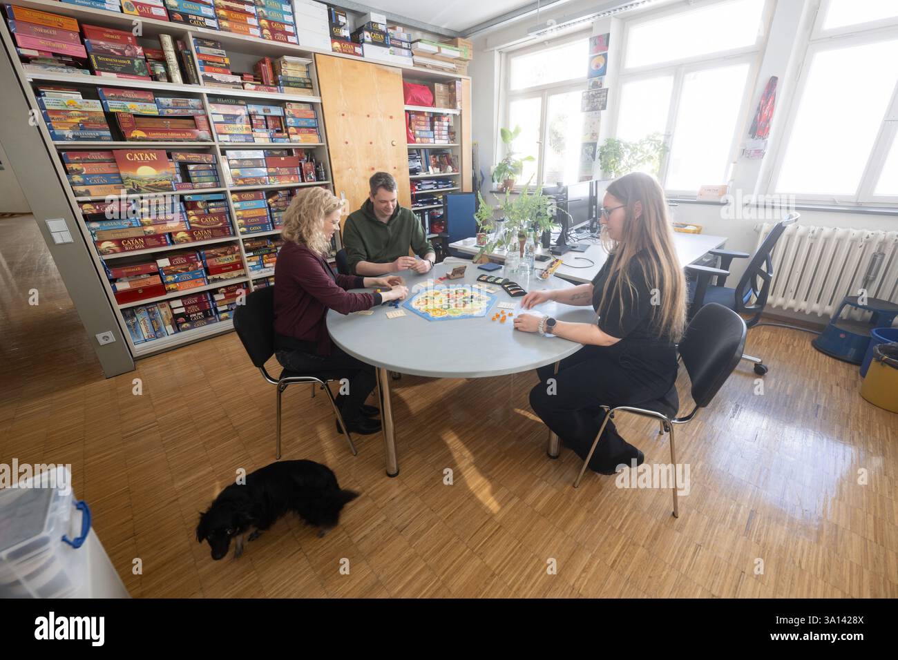 Stuttgart, Germany. 06th Mar, 2025. Employees of the Kosmos publishing ...