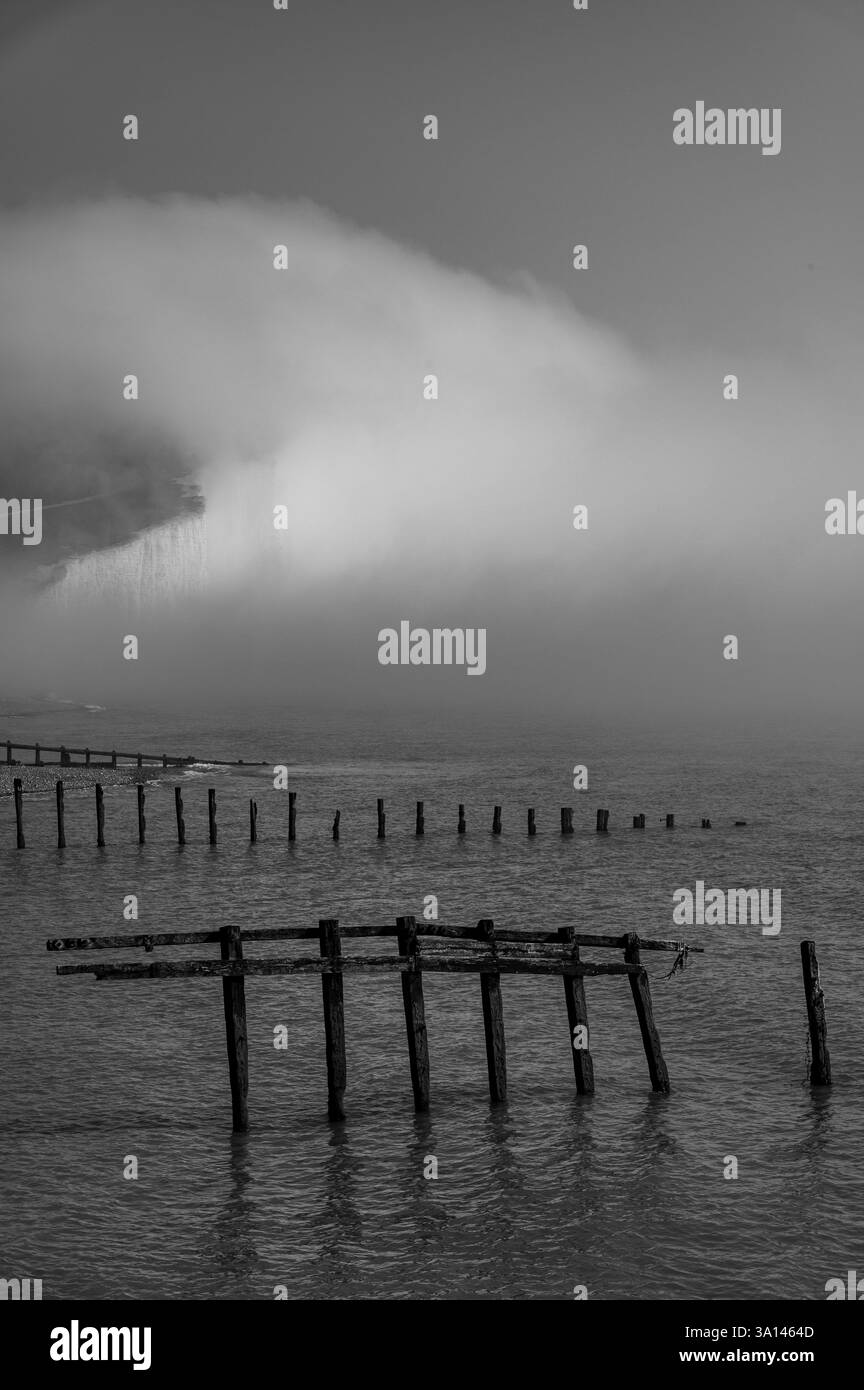 Chalk cliff foreground Black and White Stock Photos & Images - Alamy