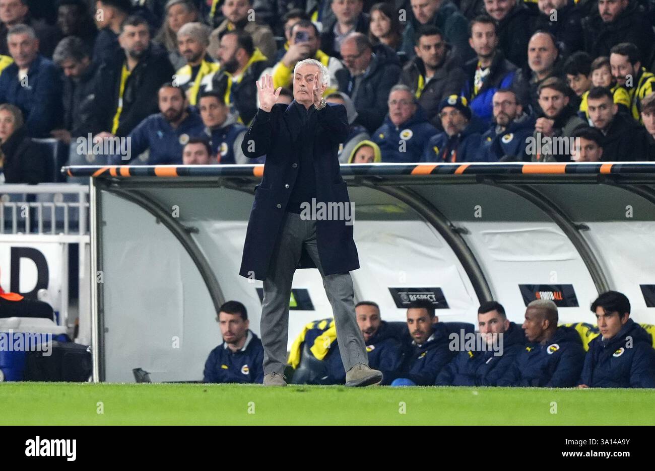 Fenerbahce manager Jose Mourinho during the UEFA Europa League Round of ...