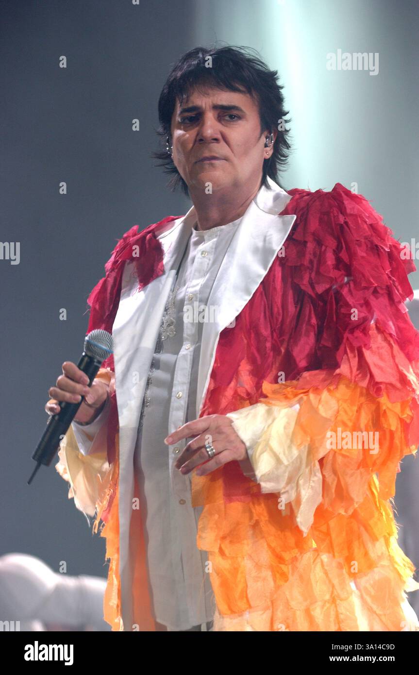 Milan Italy 19/10/2004: Renato Zero,Italian singer,during the live ...
