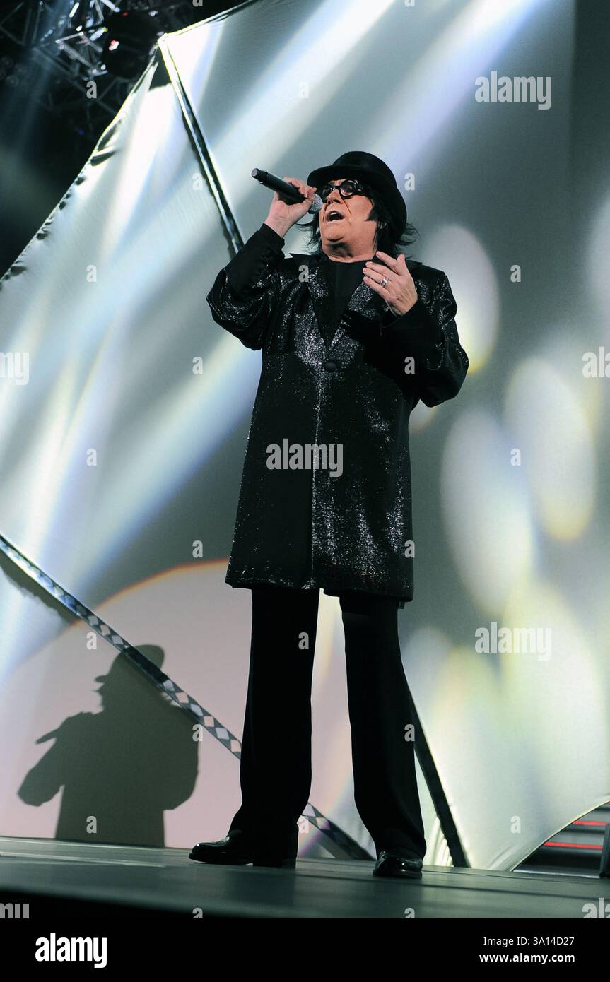Milan Italy 11/02/2009: Renato Zero,Italian singer,during the live ...