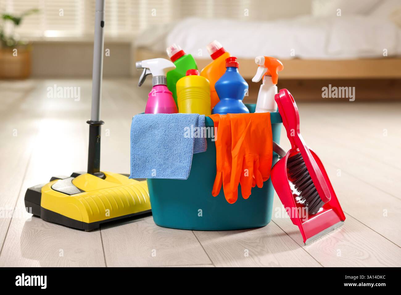 Different cleaning products supplies group hi-res stock photography and ...