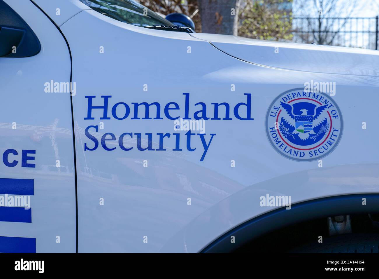 Homeland security vehicle hi-res stock photography and images - Alamy