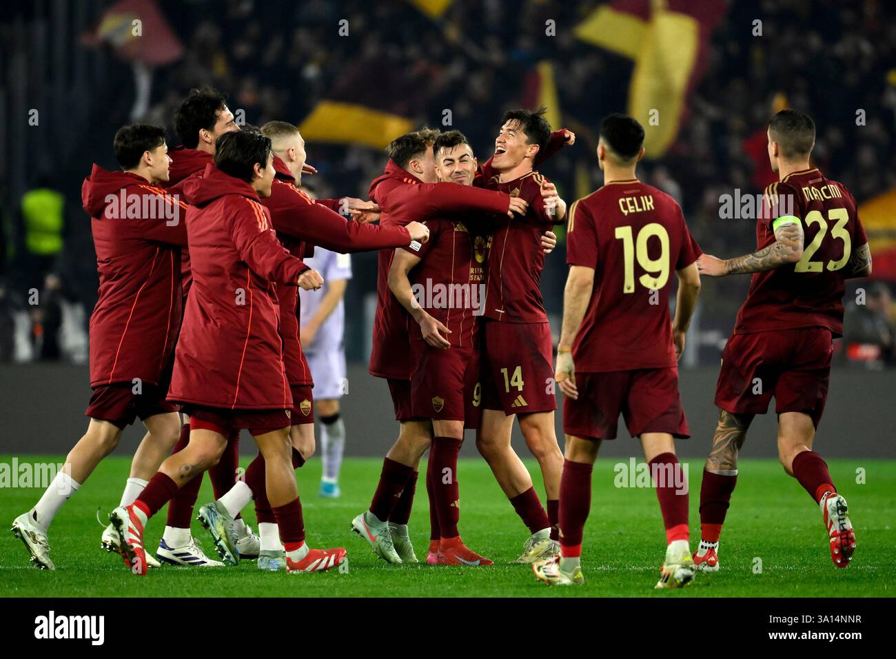 Eldor Shomurodov of AS Roma and teammates celebrate at the end of the ...