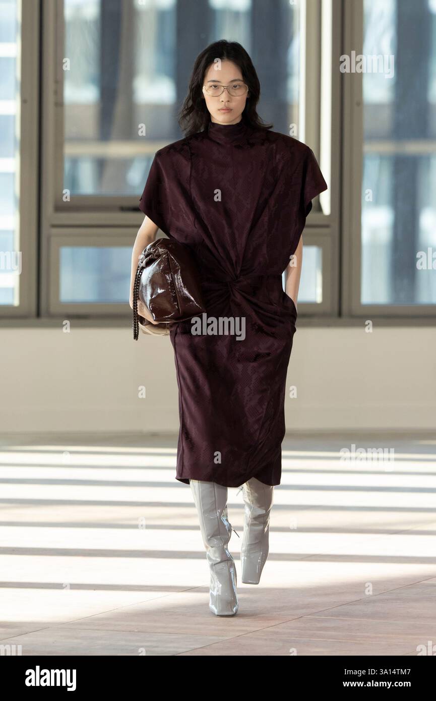 Model Song Ah Woo walks on the runway during the Stella McCartney Ready ...