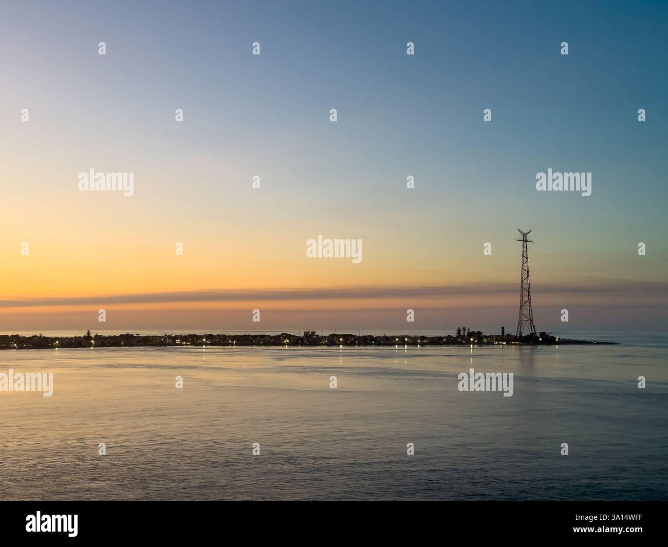 Turri faro hi-res stock photography and images - Alamy