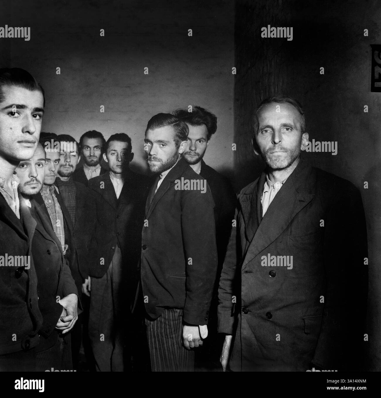 October 1944 hi-res stock photography and images - Alamy