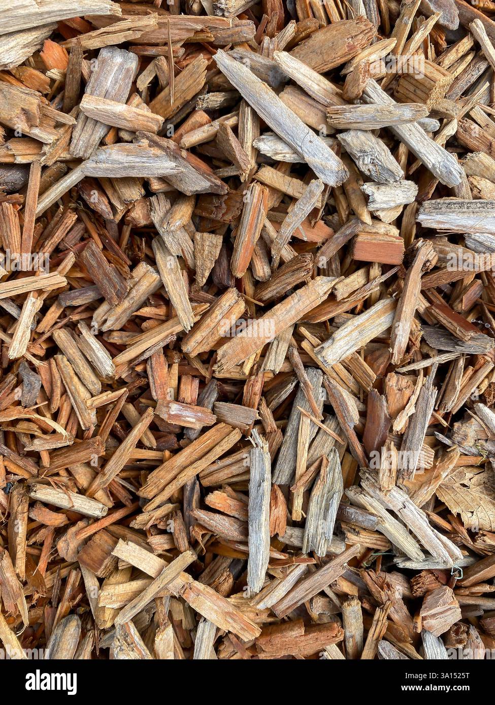 Barbecue grill wood chips shavings Stock Photo - Alamy