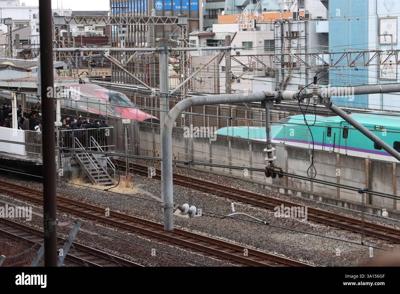 Tokyo, Japan. 6th Mar, 2025. The decoupling of two Shinkansen bullet trains stops near Nishi ...