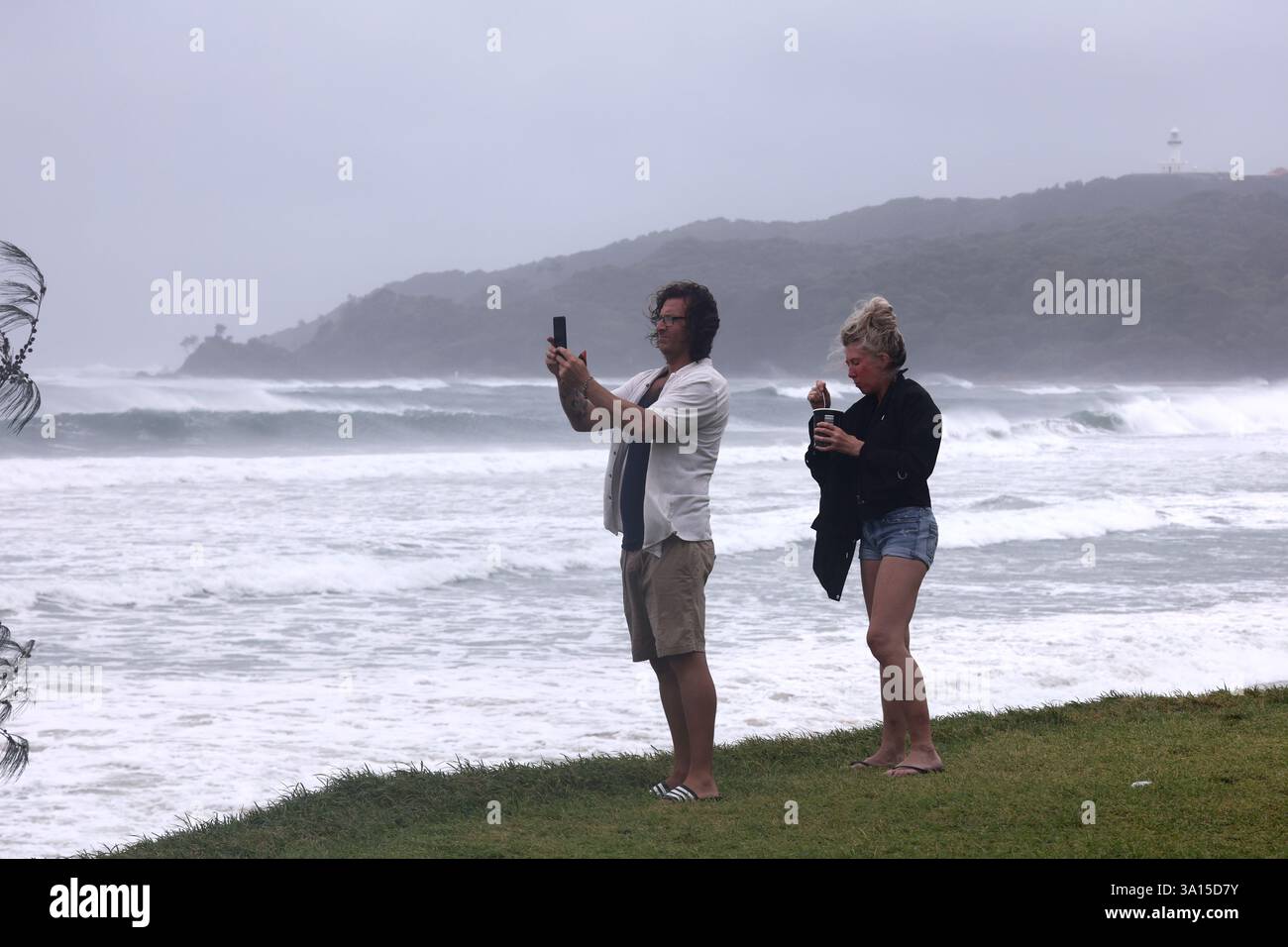 Byron Bay Lismore, Australia. 06th Mar, 2025. Scenes at Main Beach in ...