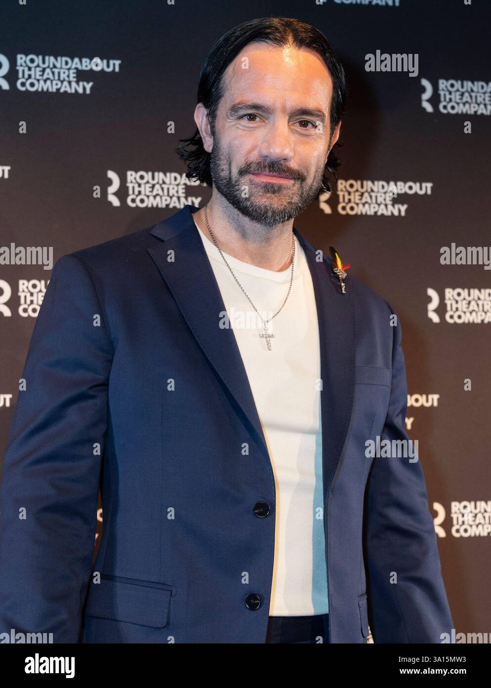 Ramin Karimloo attends photocall for upcoming Broadway musical 'Pirates ...