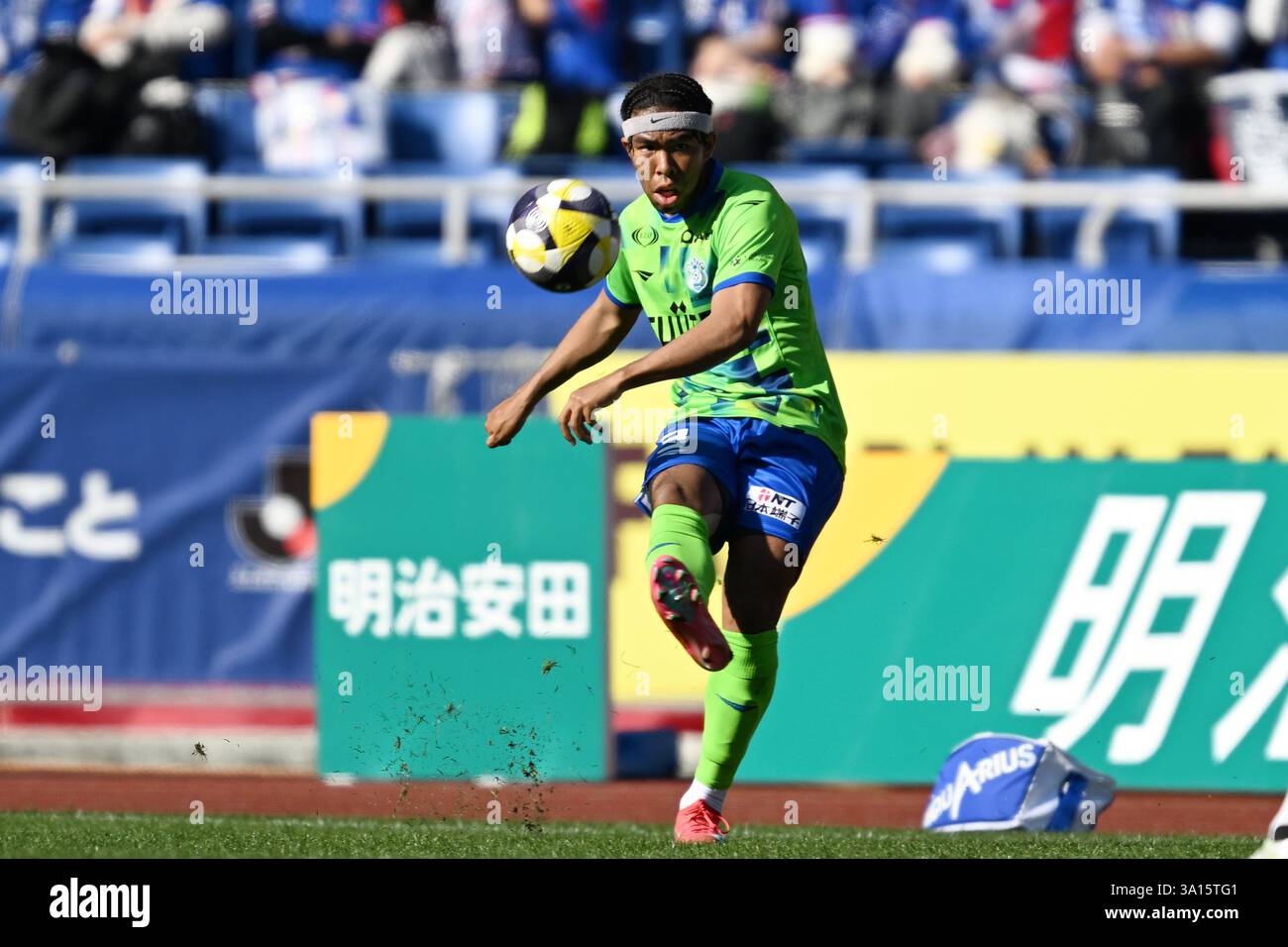 Nissan Stadium, Kanagawa, Japan. 1st Mar, 2025. Taiga Hata (Bellmare ...