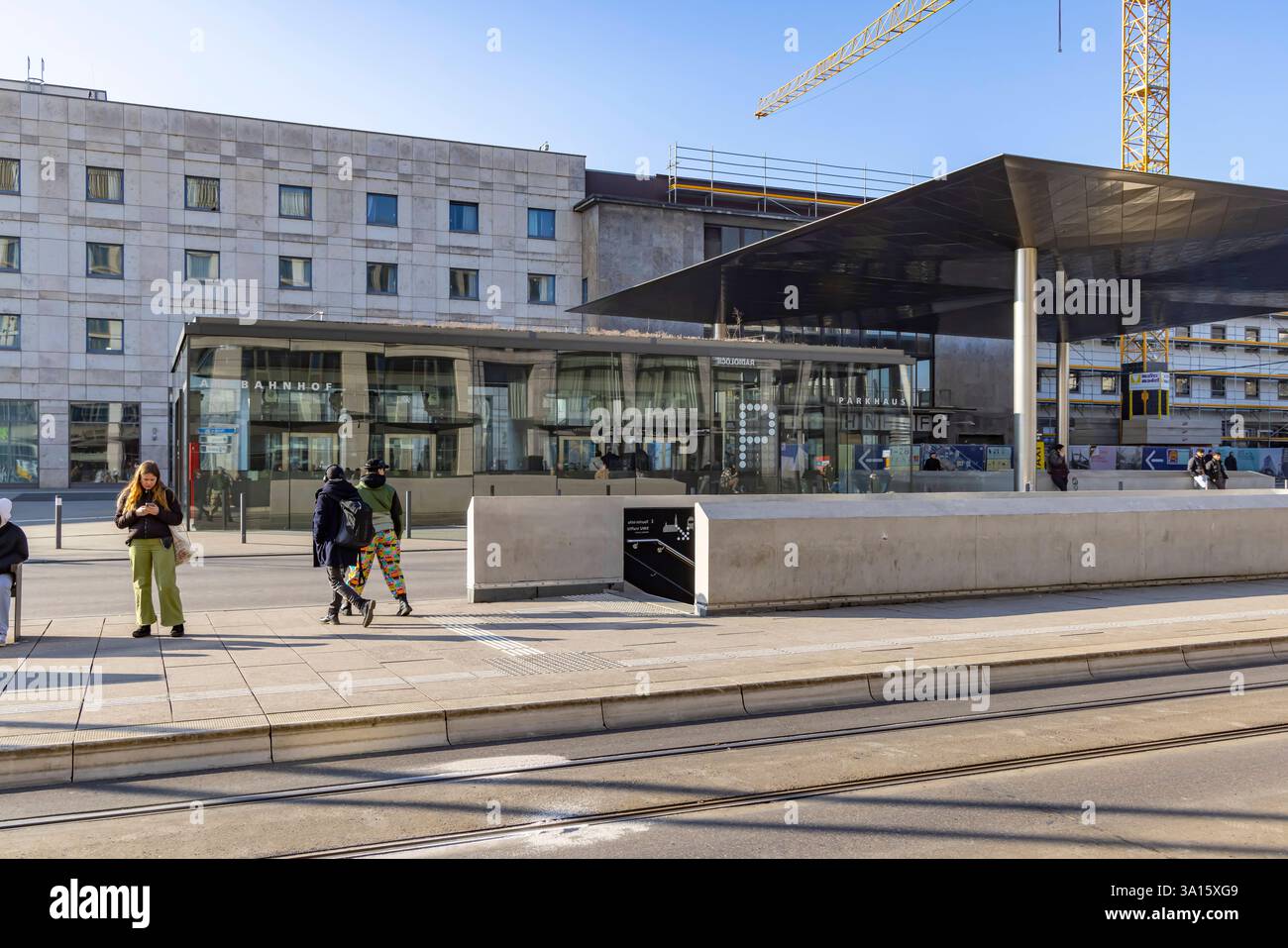 Hauptbahnhof Ulm. // 08.02.2024: Ulm, Baden-Württemberg, Deutschland ...
