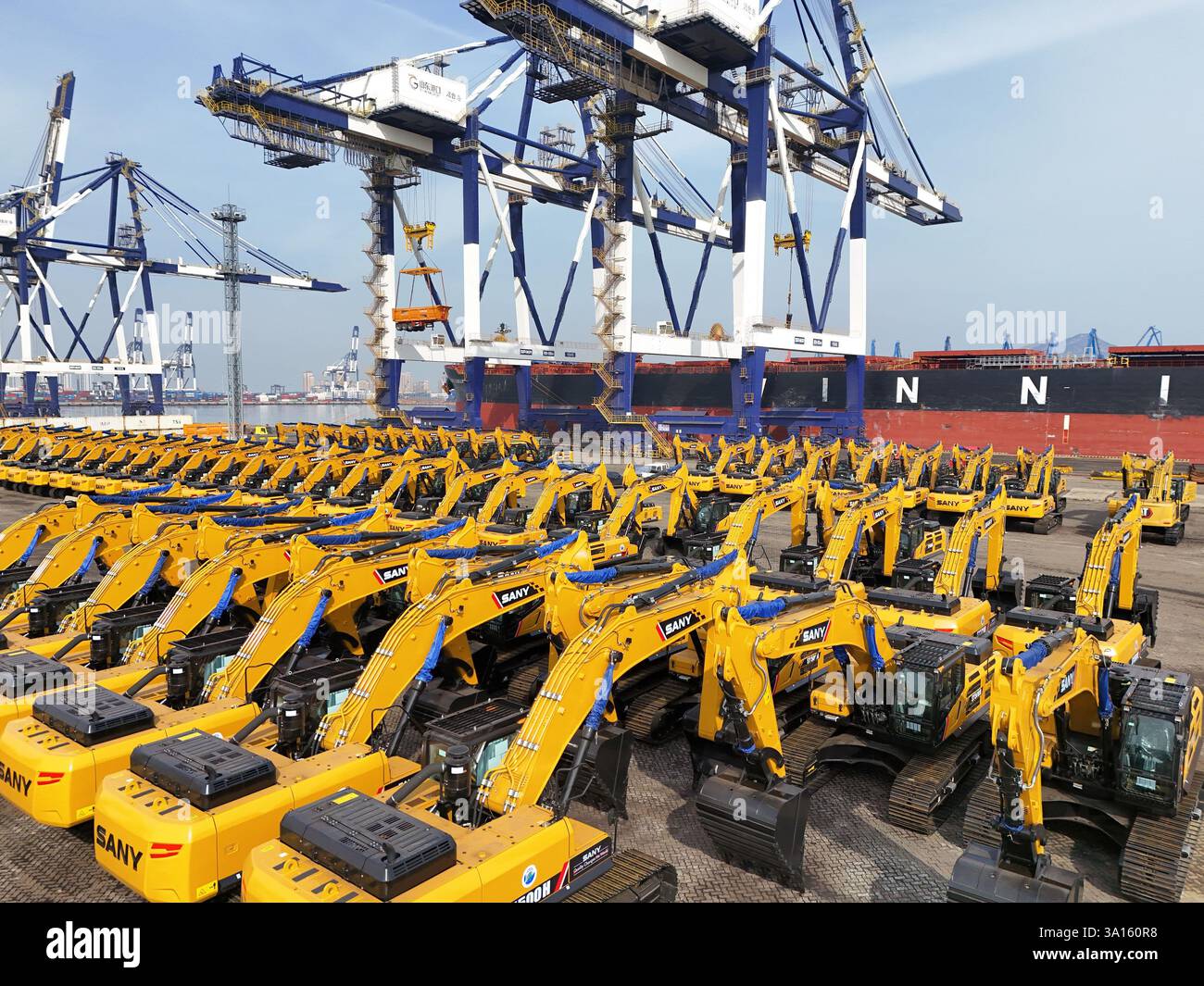 YANTAI, CHINA - MARCH 7, 2025 - Chinese domestic construction machinery ...