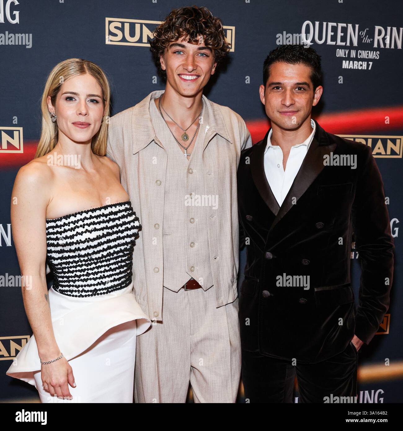 LOS ANGELES, CALIFORNIA, USA - MARCH 06: Emily Bett Rickards, Gavin ...