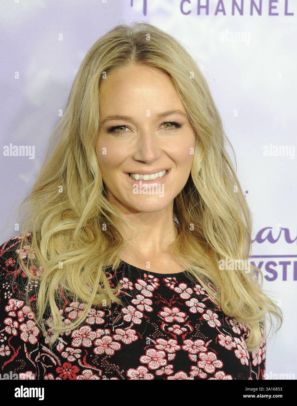 Singer Jewel arriving at the Hallmark Channel and Hallmark Movies and ...