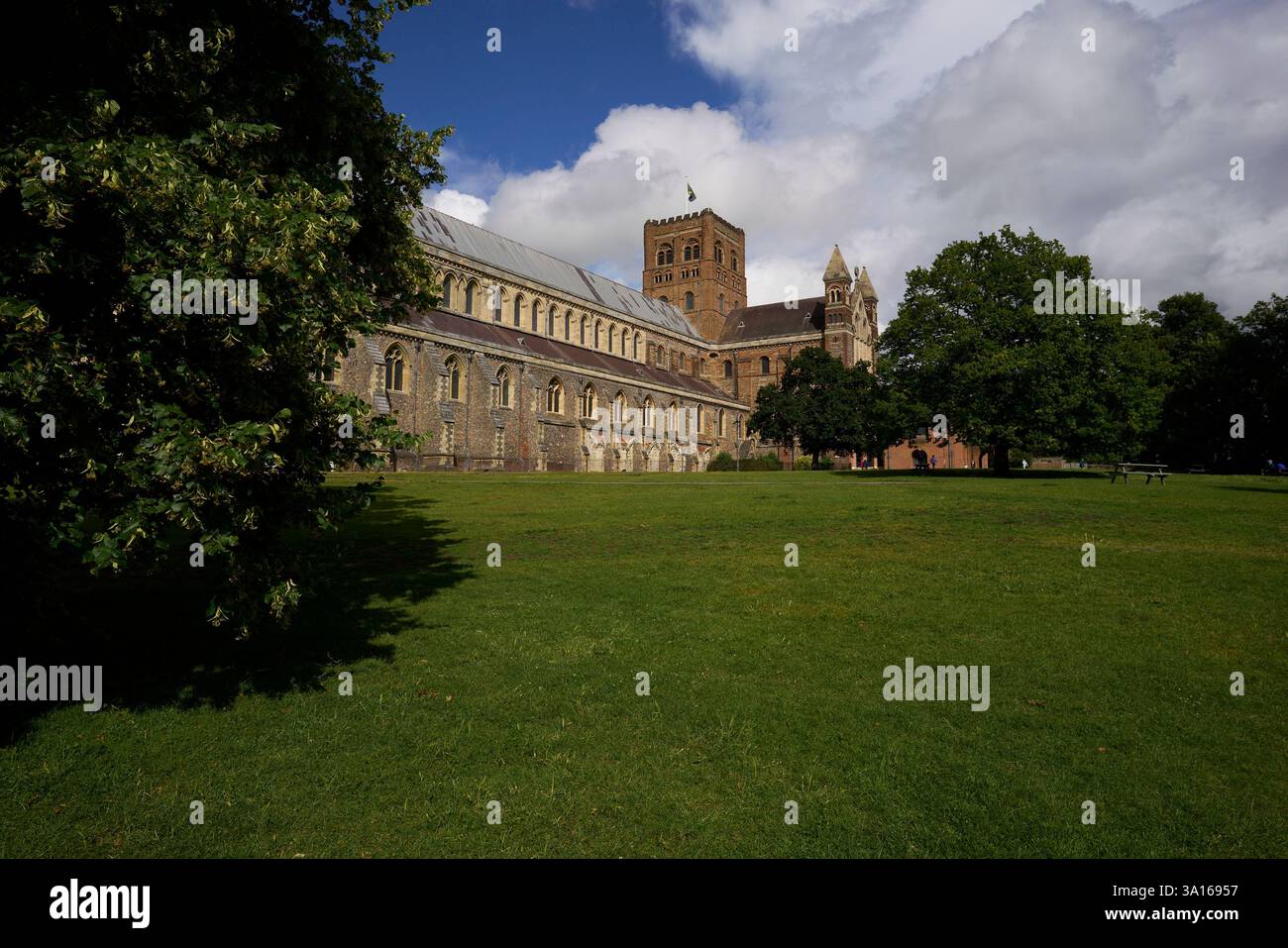 St Alban's Cathedral, also know (unofficially) as St Alban's Abbey and ...