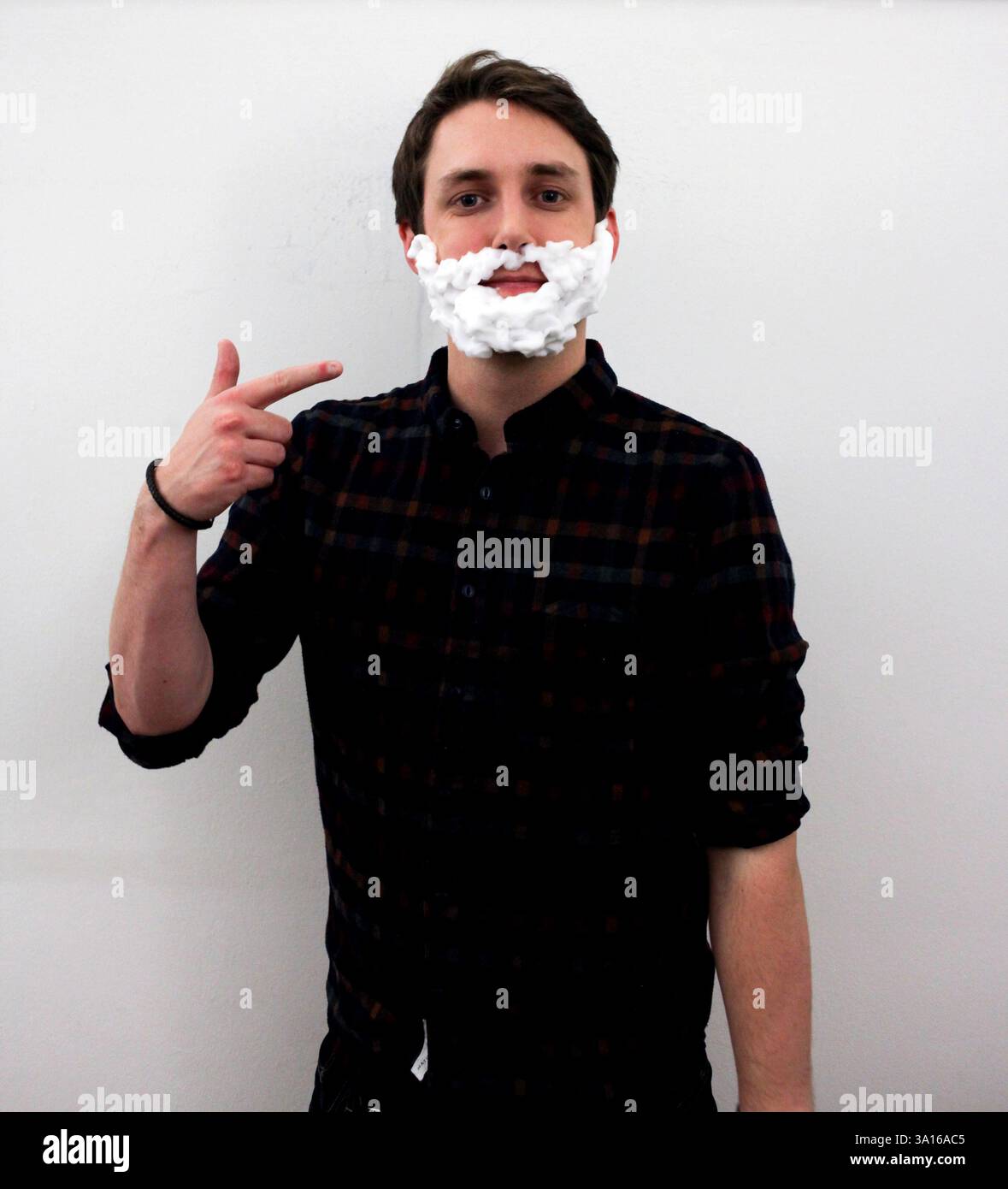 Presenter kate garraway hi-res stock photography and images - Alamy