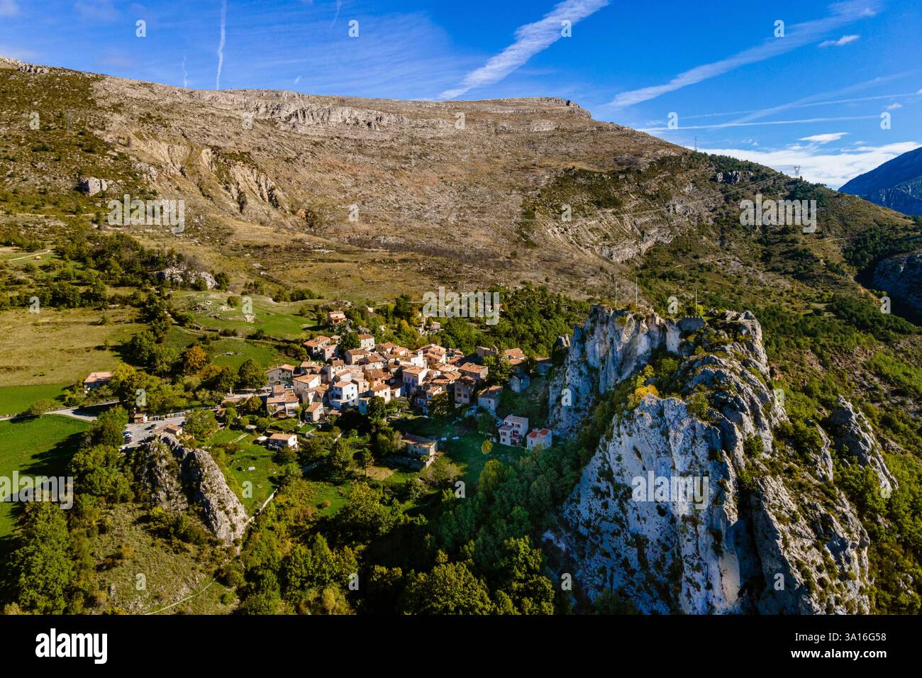 Village rougon verdon verdon regional hi-res stock photography and ...