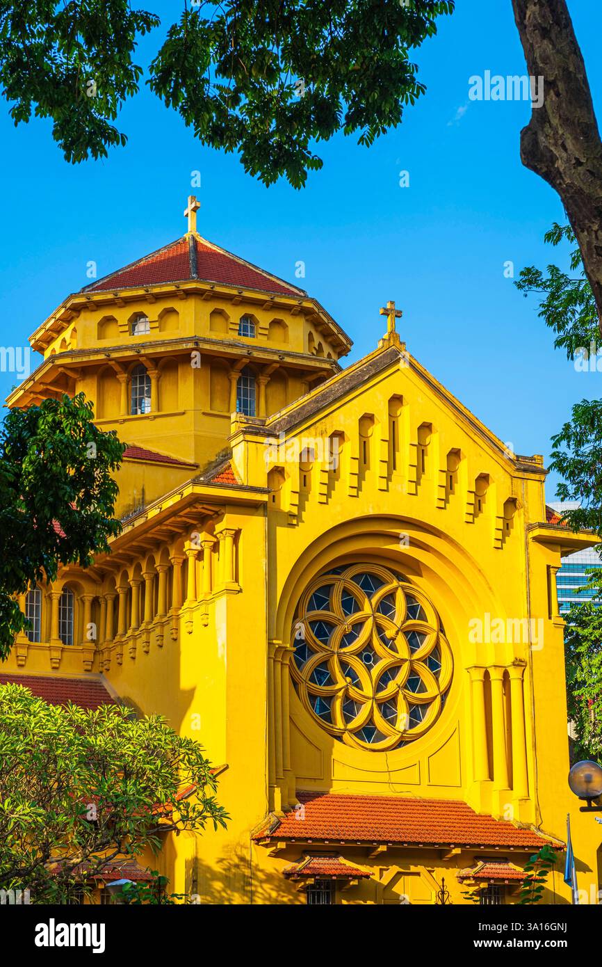 Vietnam, Hanoi, Ba Dinh district, Art Deco style Cua Bac church built ...