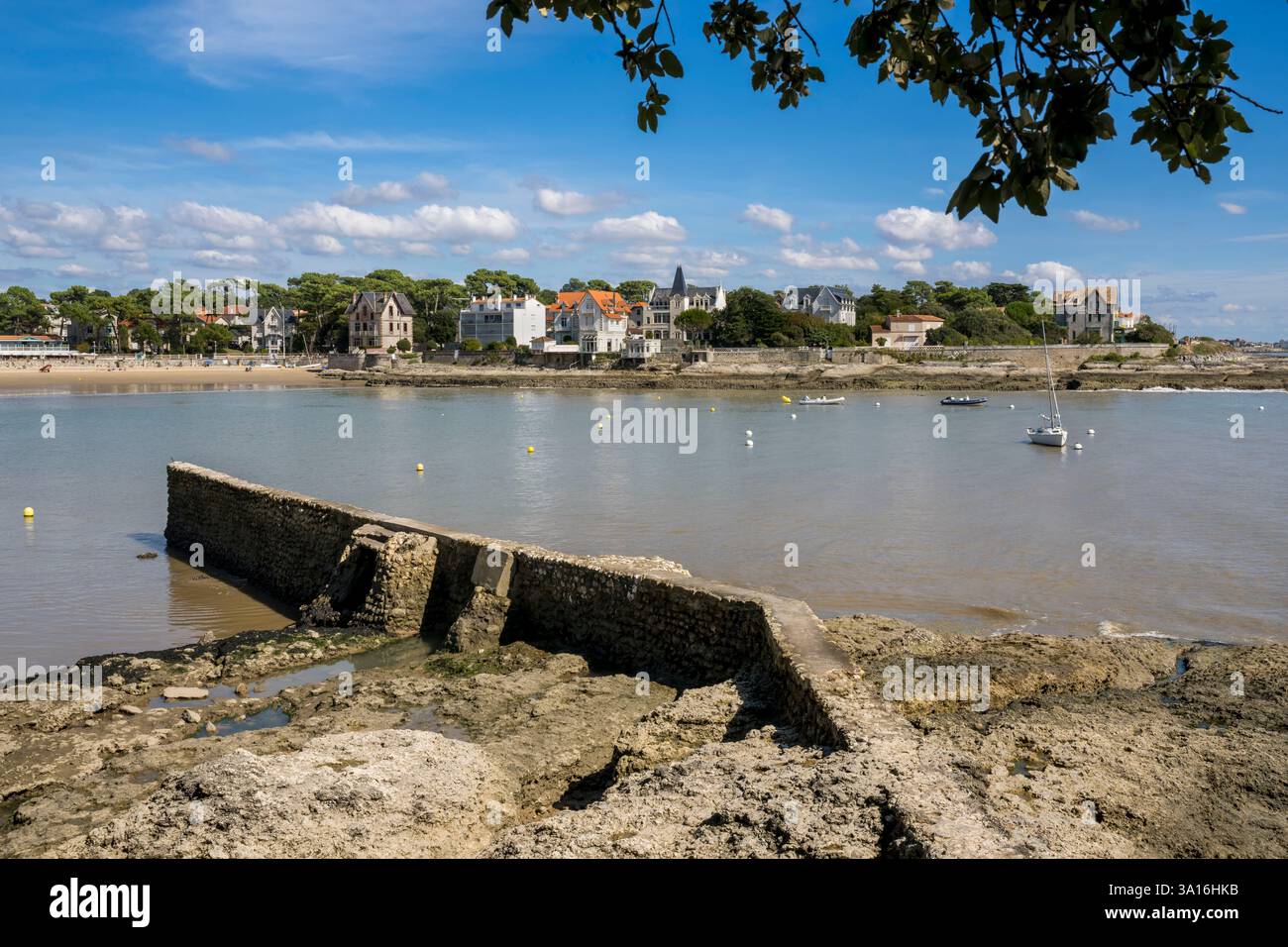 France, Charente-Maritime, Royan region, Saint Palais sur Mer, the ...