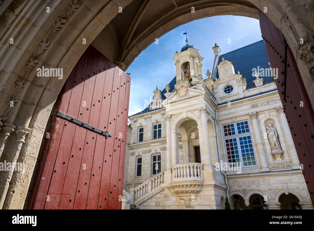 France, Charente Maritime, La Rochelle, facade in flamboyant gothic ...