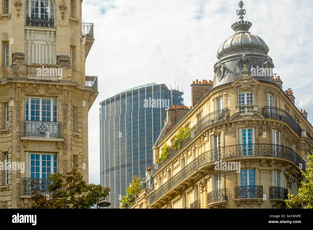 France, Paris, Haussmannian building Boulevard du Montparnasse and the ...