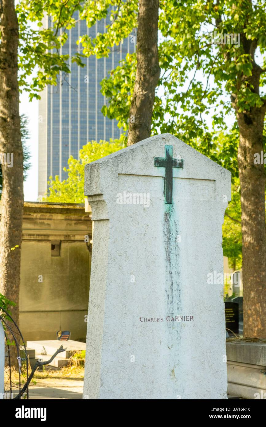 Charles garnier tomb hi-res stock photography and images - Alamy