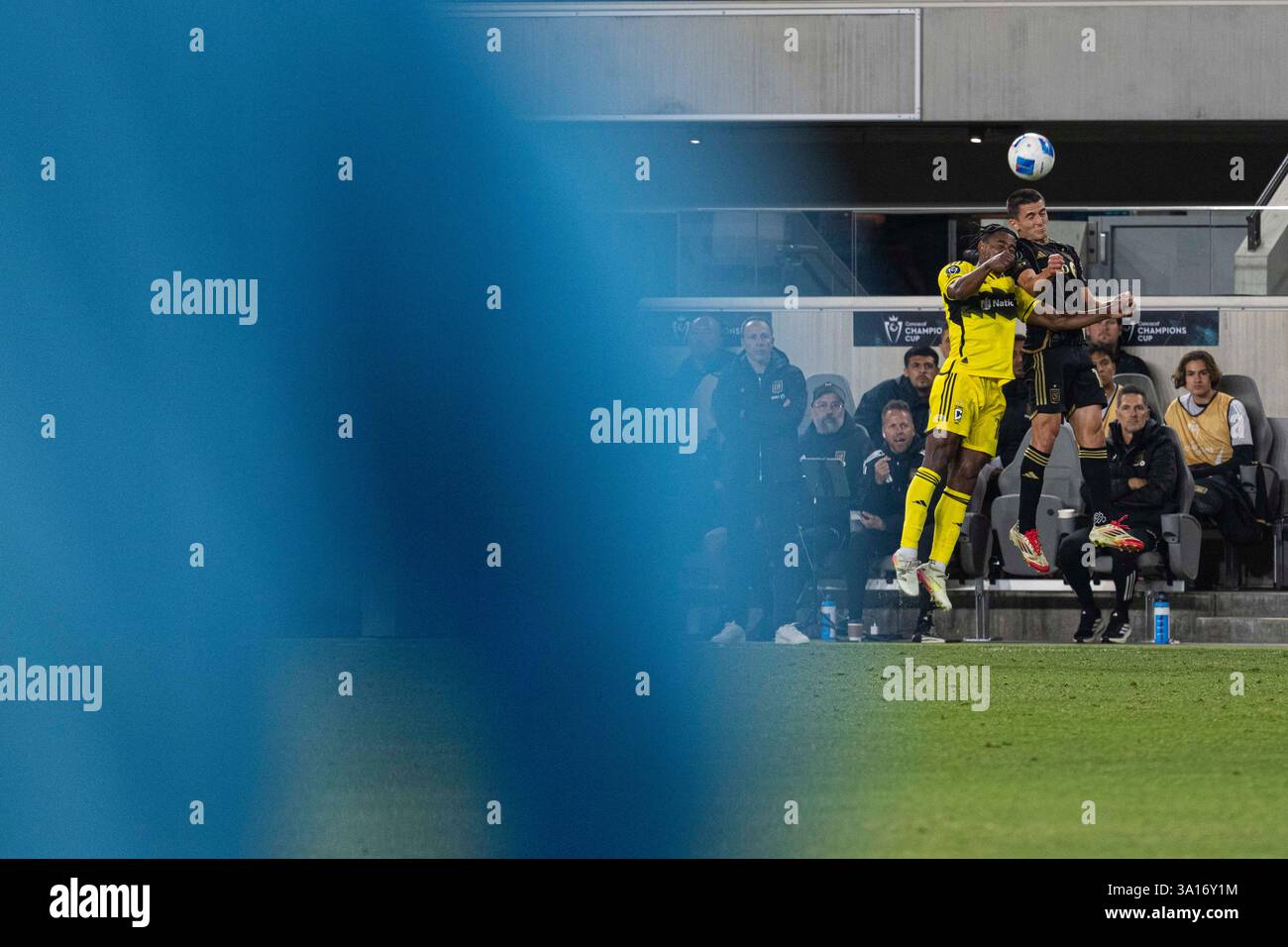 Los Angeles, United States. 04th Mar, 2025. Sergi Palencia (14) of LAFC ...