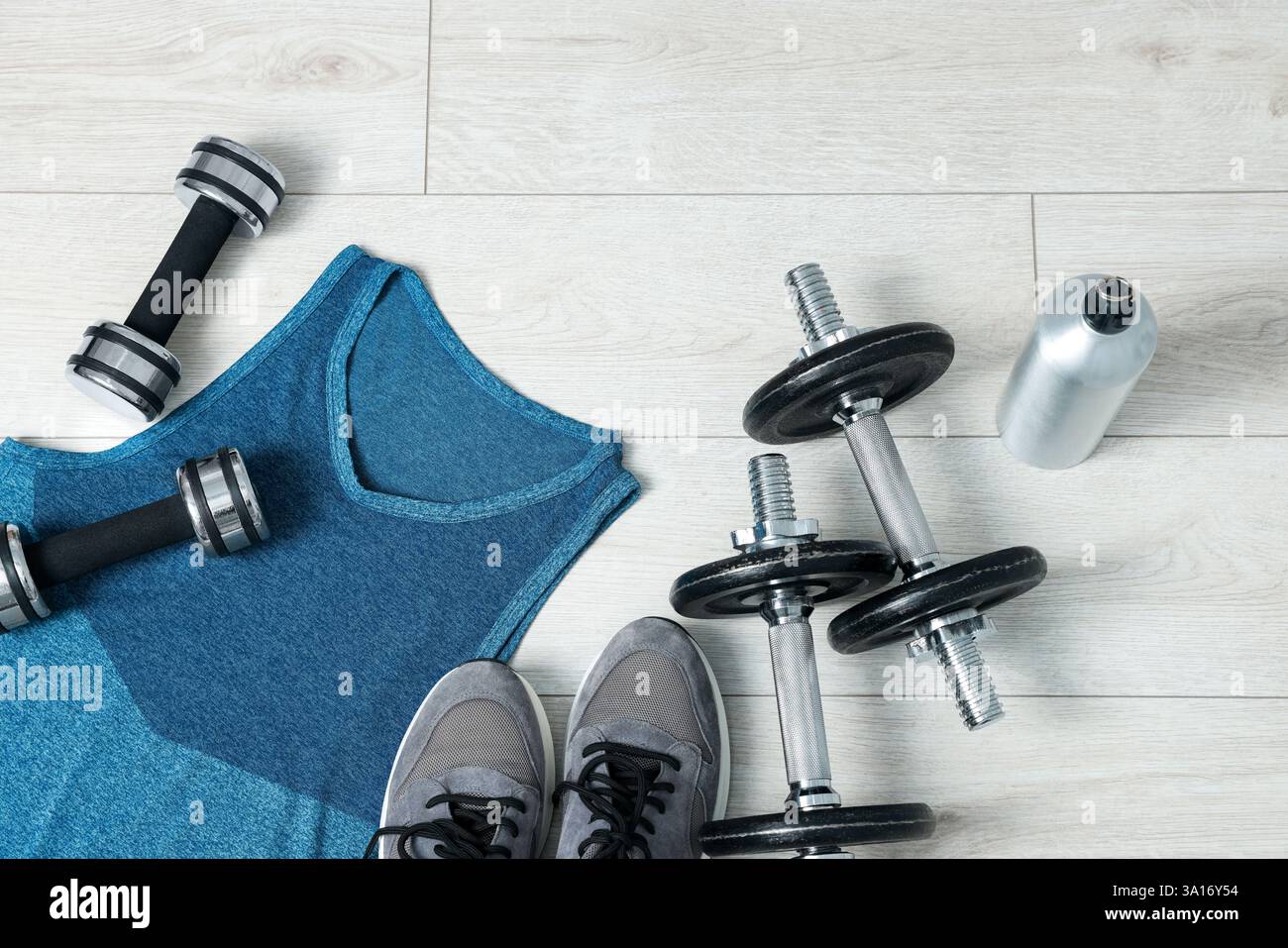 Sports tank hi-res stock photography and images - Alamy