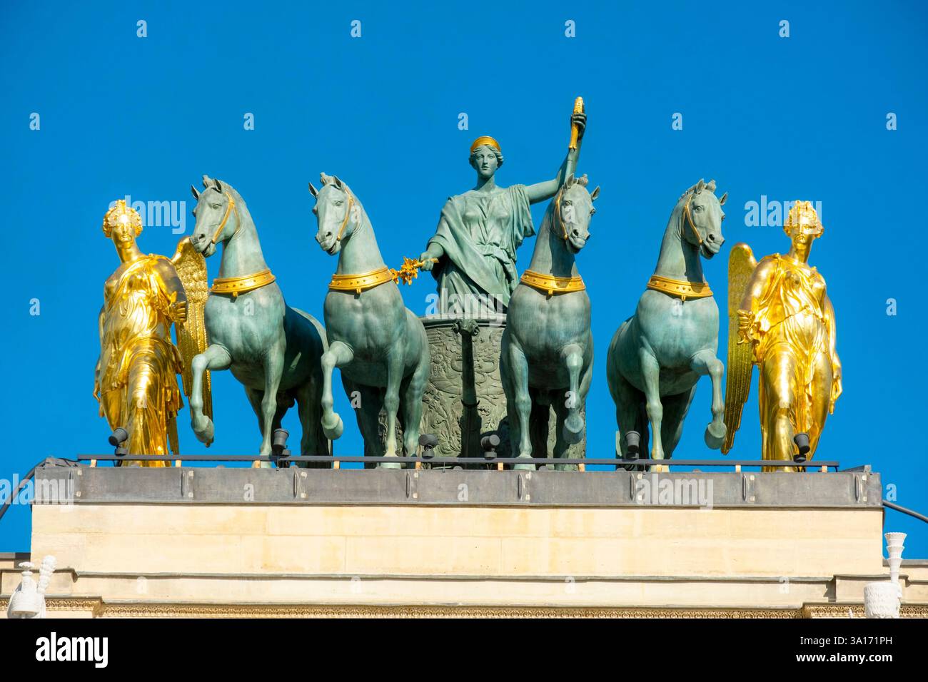 France, Paris, area listed as World Heritage by UNESCO, Arc de Triomphe ...