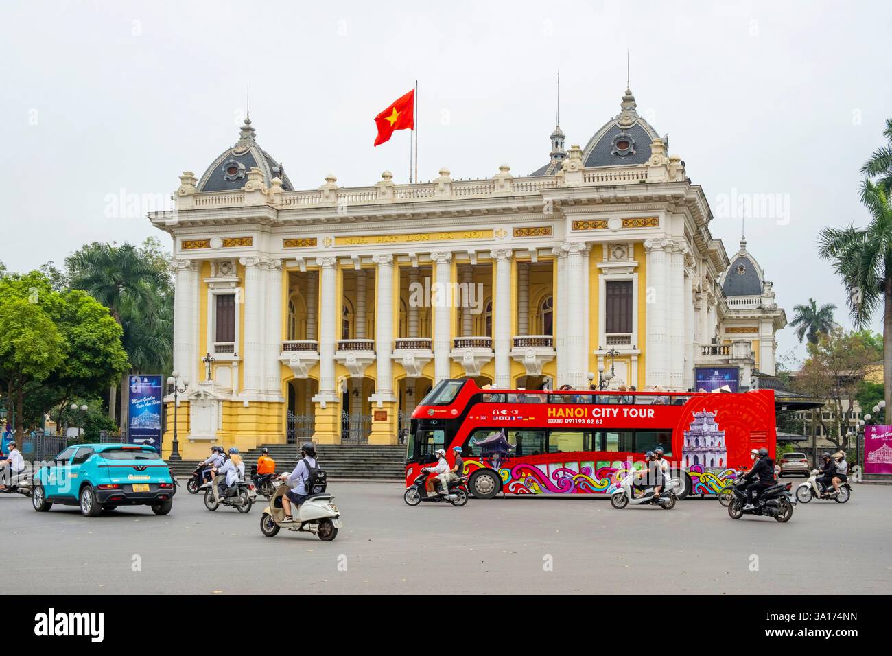 Vietnam, Hanoi, the former French colonial district, the Hanoi Opera ...
