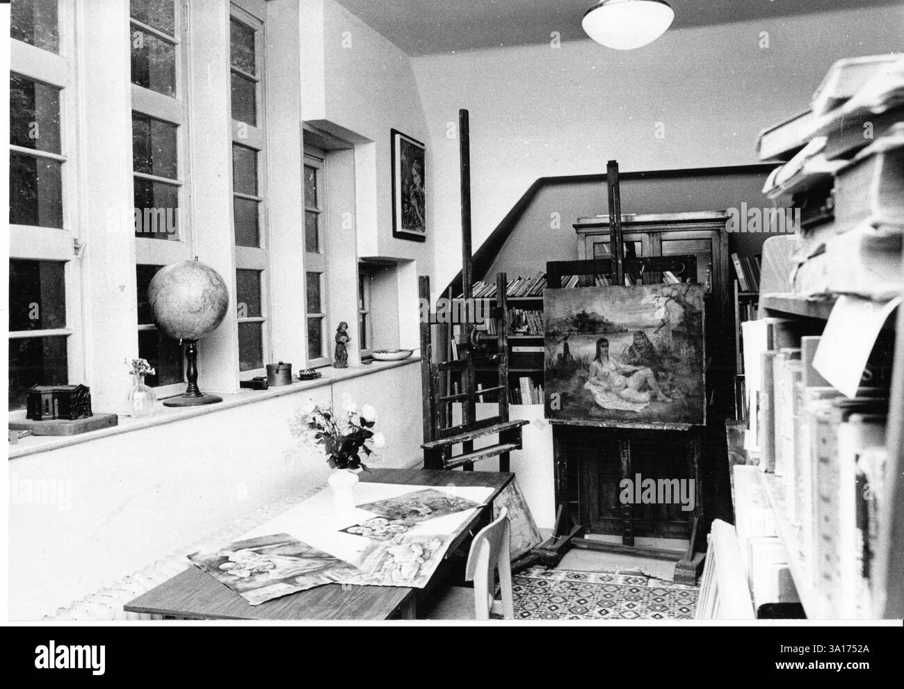 Prof. Magnus Zeller, expressionist painter and graphic artist. He lived ...