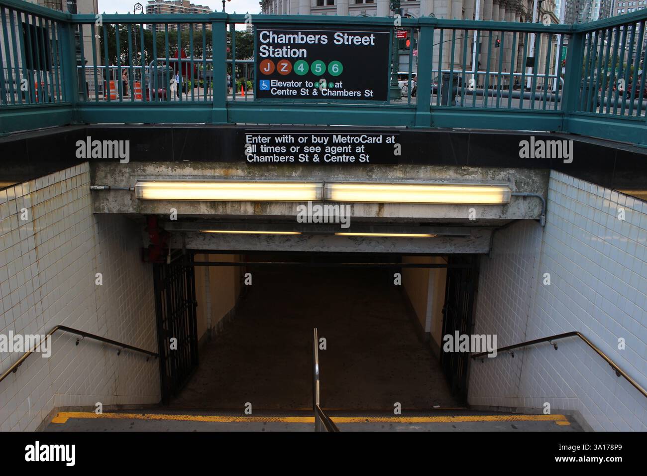 underground subway station entrance nyc Stock Photo - Alamy