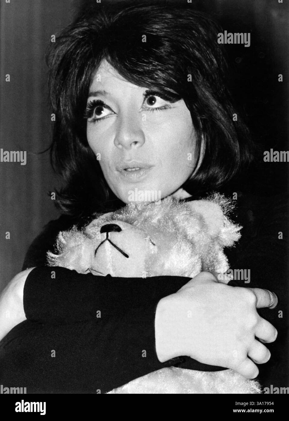 The French chanson singer and actress Juliette Gréco, photographed on ...