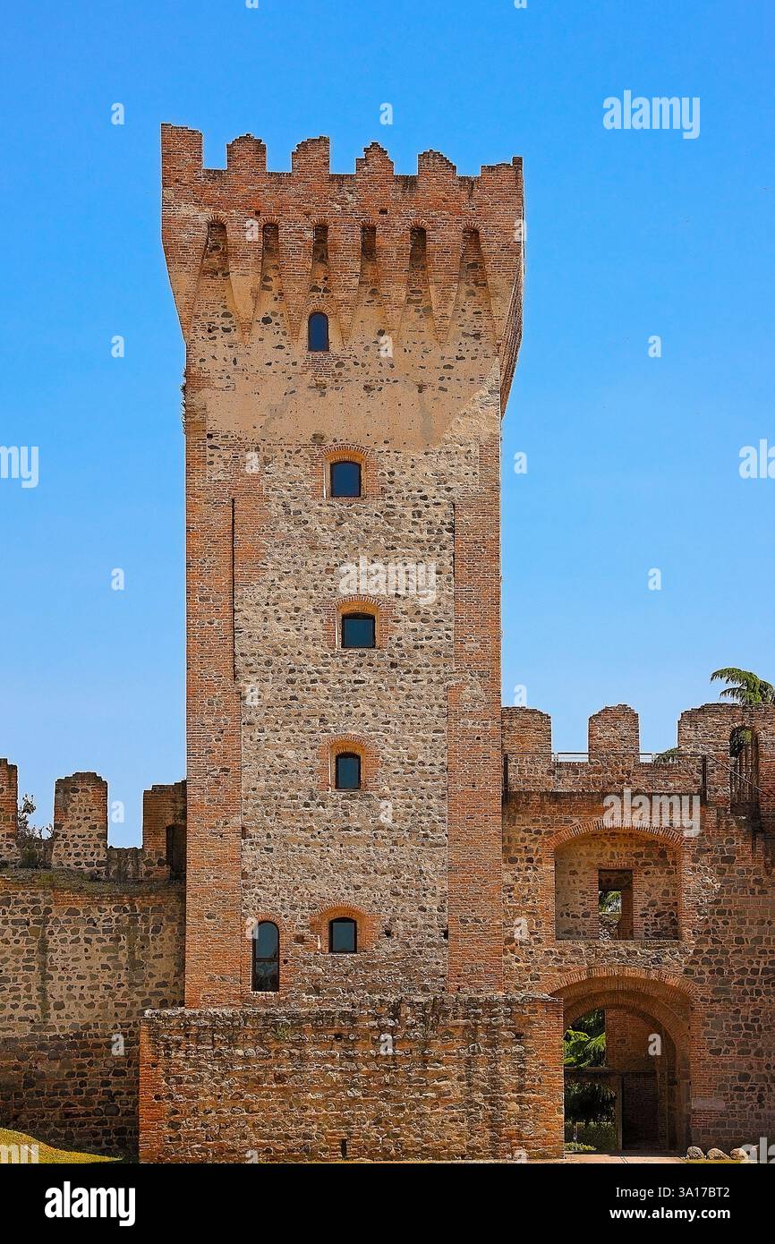 Castello carrarese padova hi-res stock photography and images - Alamy