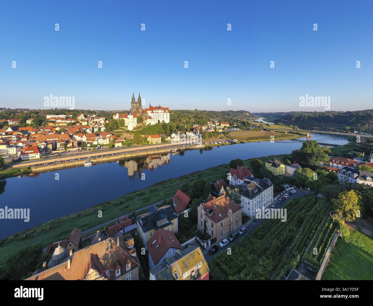 Aerial view down the Elbe with Albrechtsburg Castle, new Elbe bridge ...