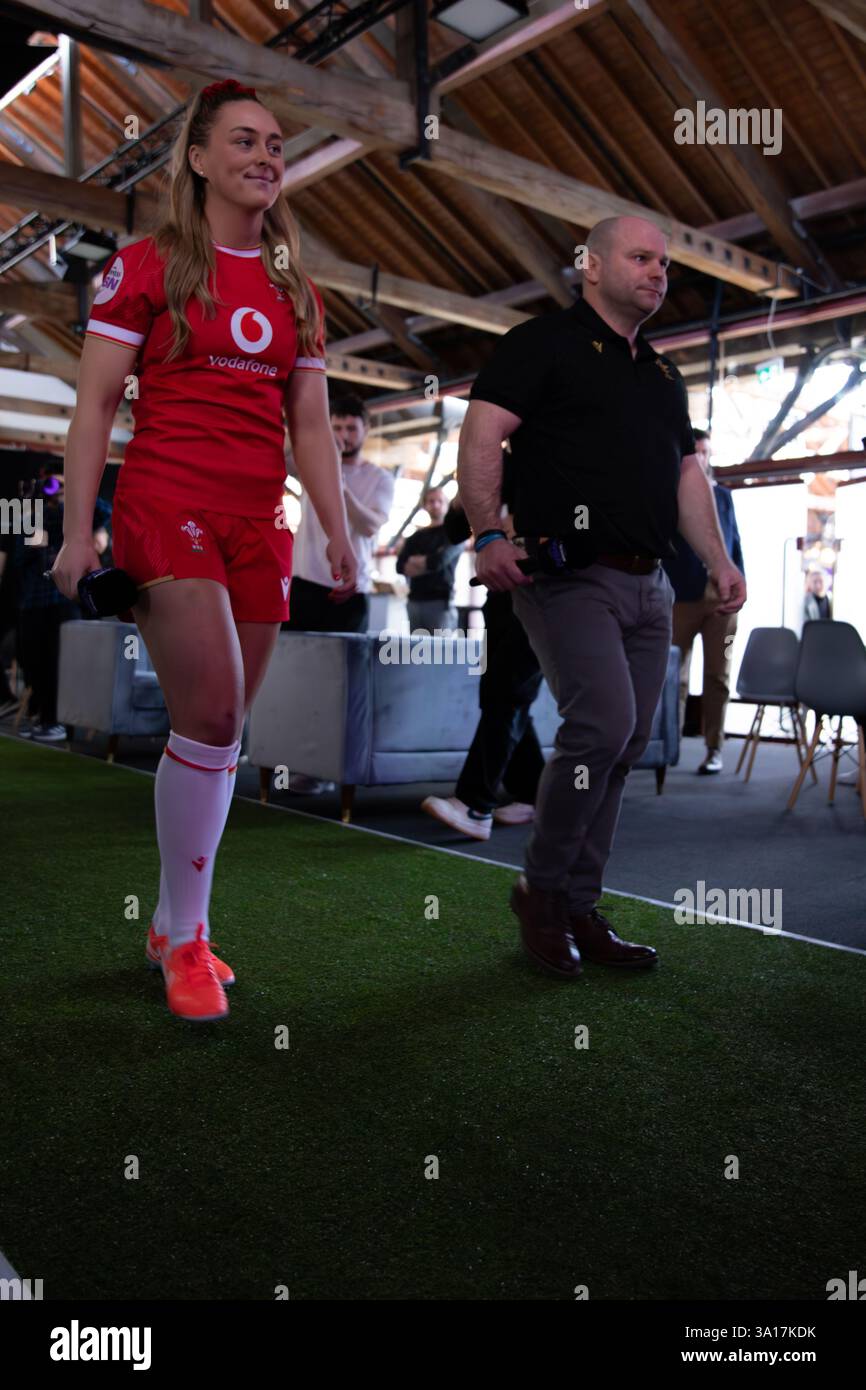 Guinness six nations launch hi-res stock photography and images - Alamy