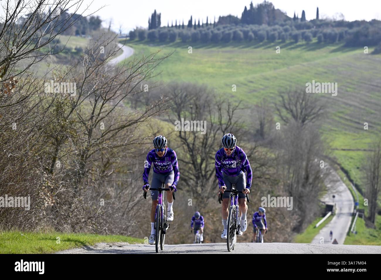 Siena, Italy. 07th Mar, 2025. Team Jayco AIUIa riders pictured in ...