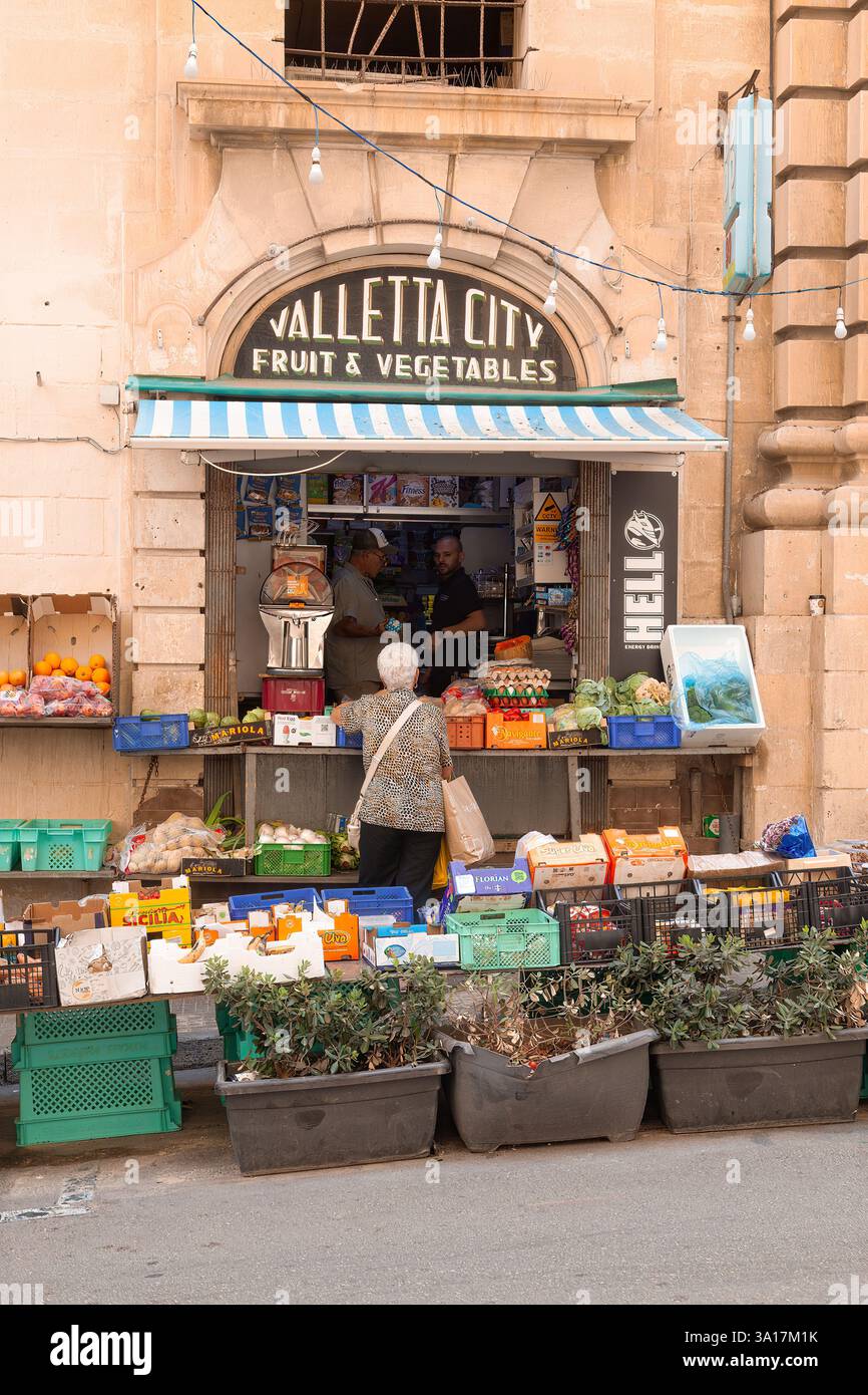 Business in valletta hi-res stock photography and images - Alamy