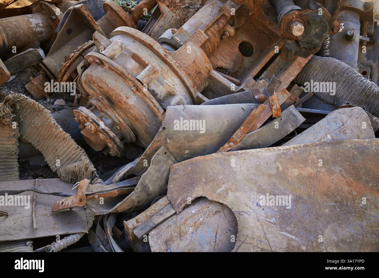 Mechanical scrap hi-res stock photography and images - Alamy