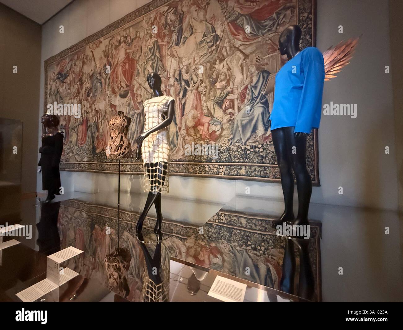 Paris, France. 07th Mar, 2025. Exhibition "Louvre Couture, Art and ...