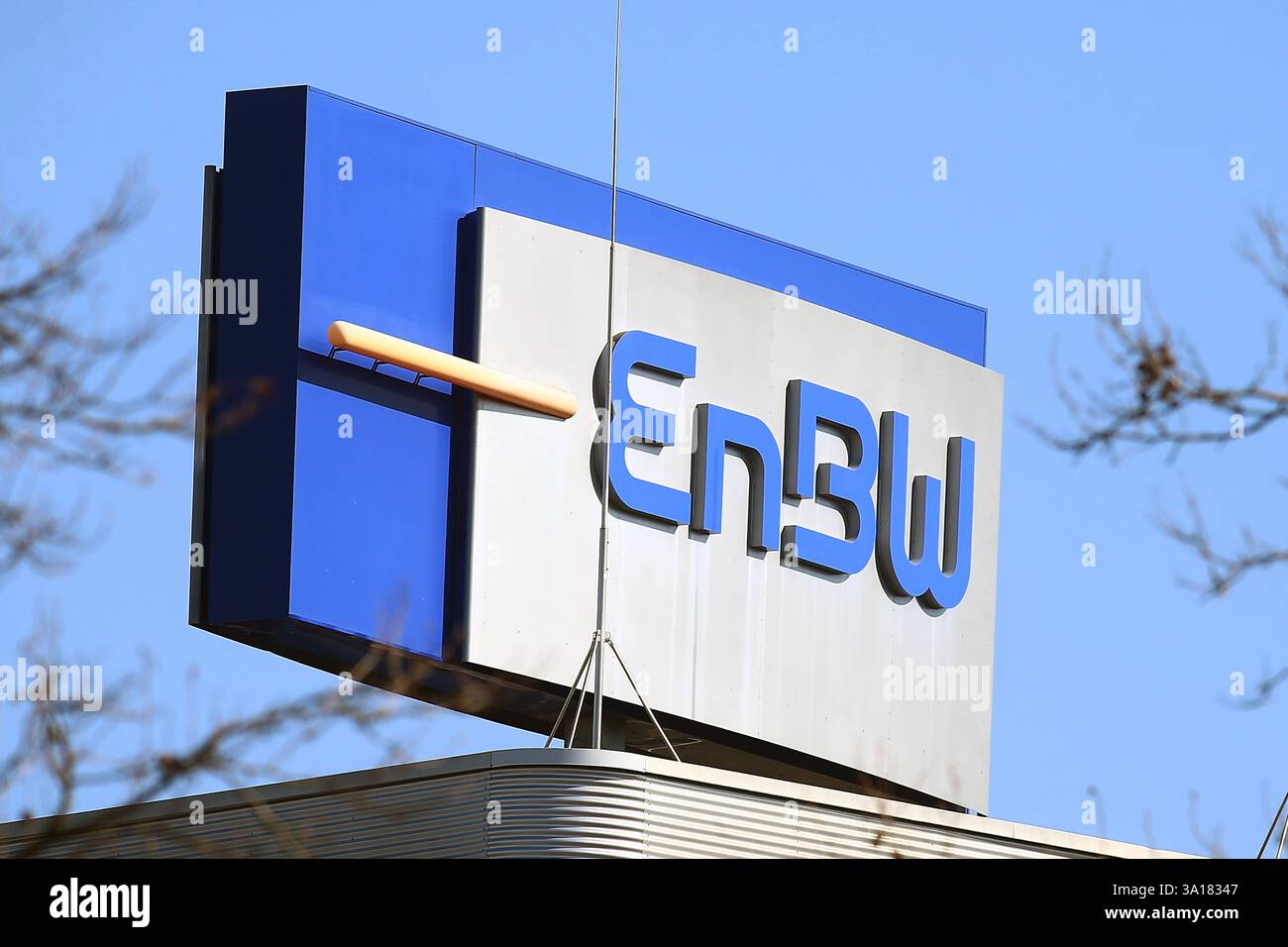 07.03.2025 xsvx, Wirtschaft emwirt v.l. Logo Schriftzug EnBW ...