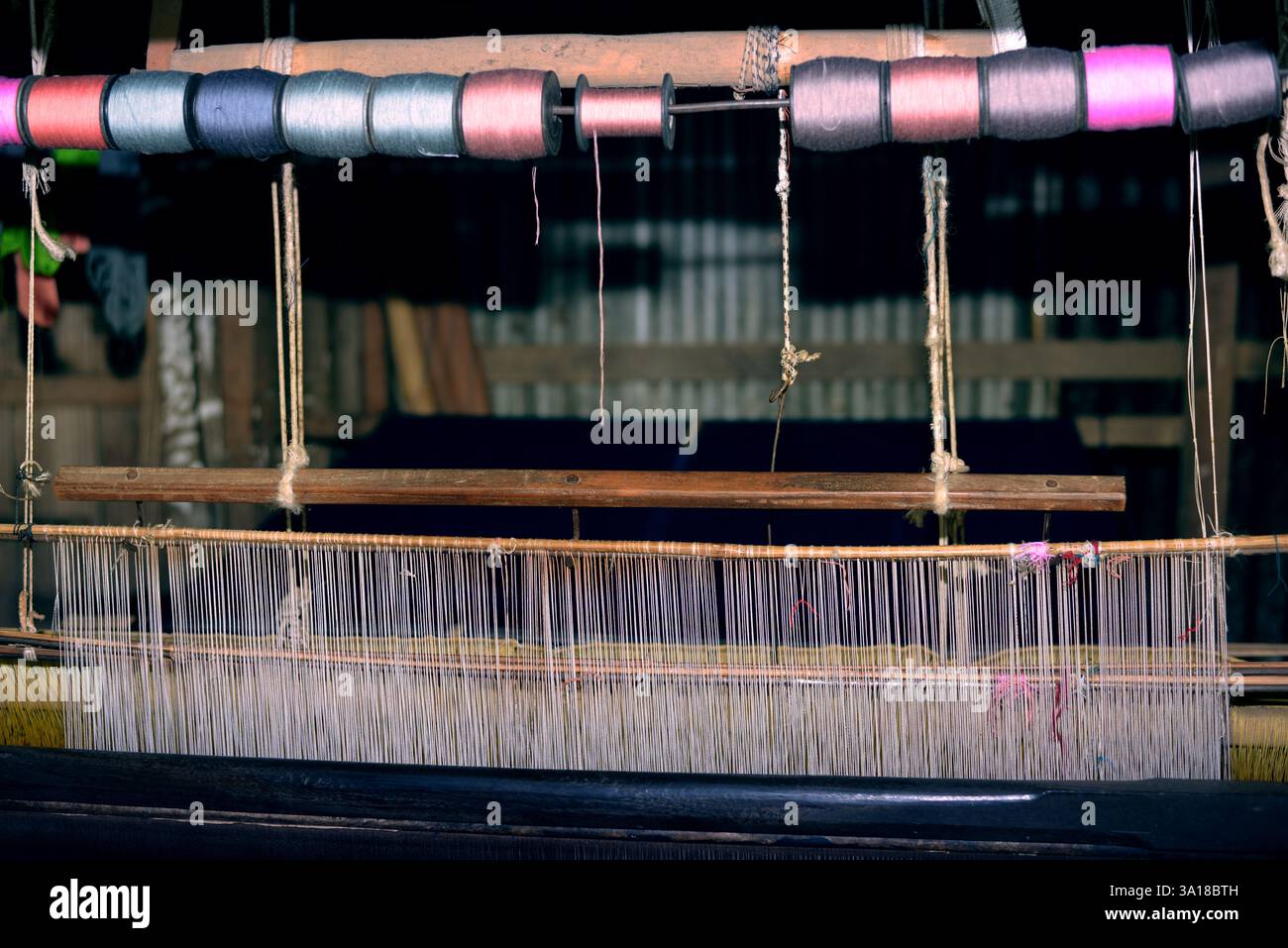 Loom machine hi-res stock photography and images - Alamy