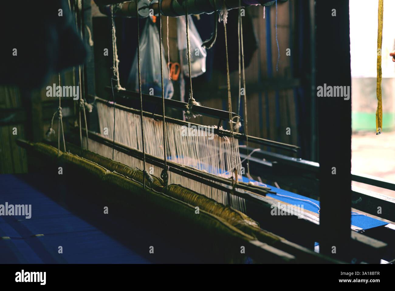 Mizo loom hi-res stock photography and images - Alamy