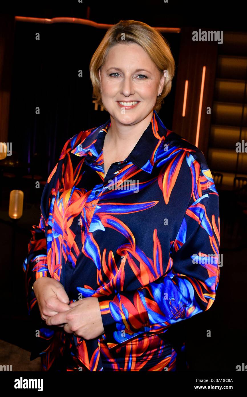 Gudrun Engel deutsche Journalistin. Studioleiterin ARD Fernsehen in ...